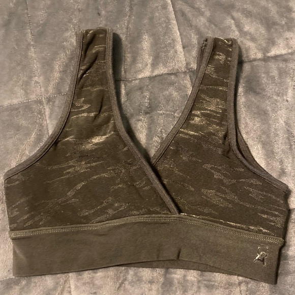 Good American | Intimates & Sleepwear | Good American Med Impact ...